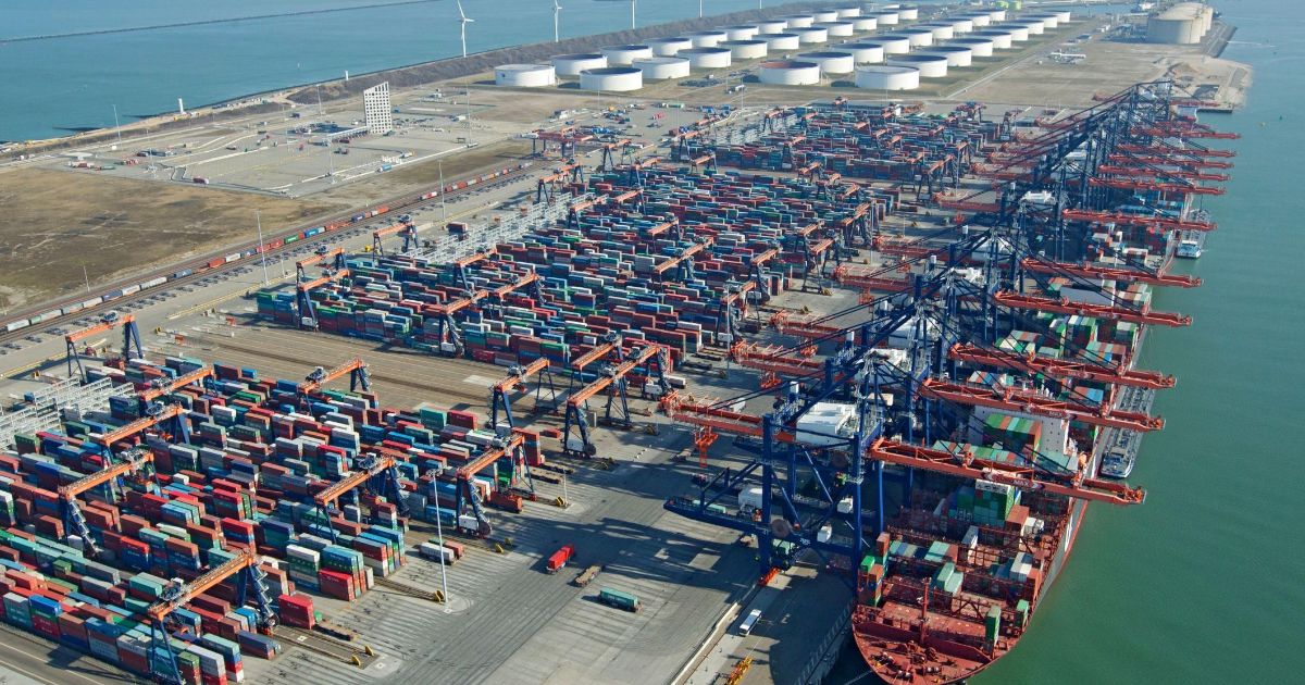 Port structures | Witteveen+Bos